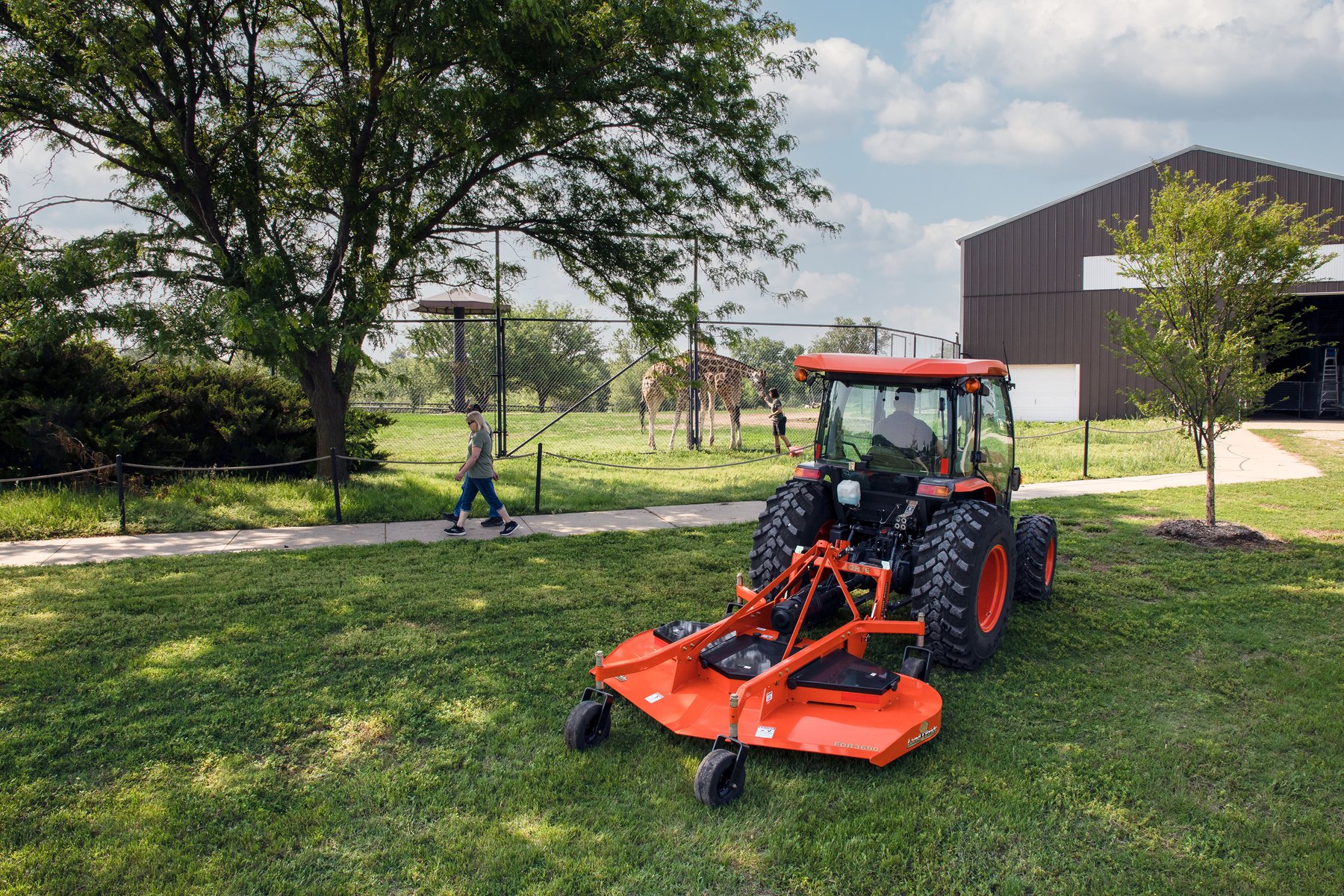 FDR36 SERIES GROOMING MOWERS - Scott Equipment Company